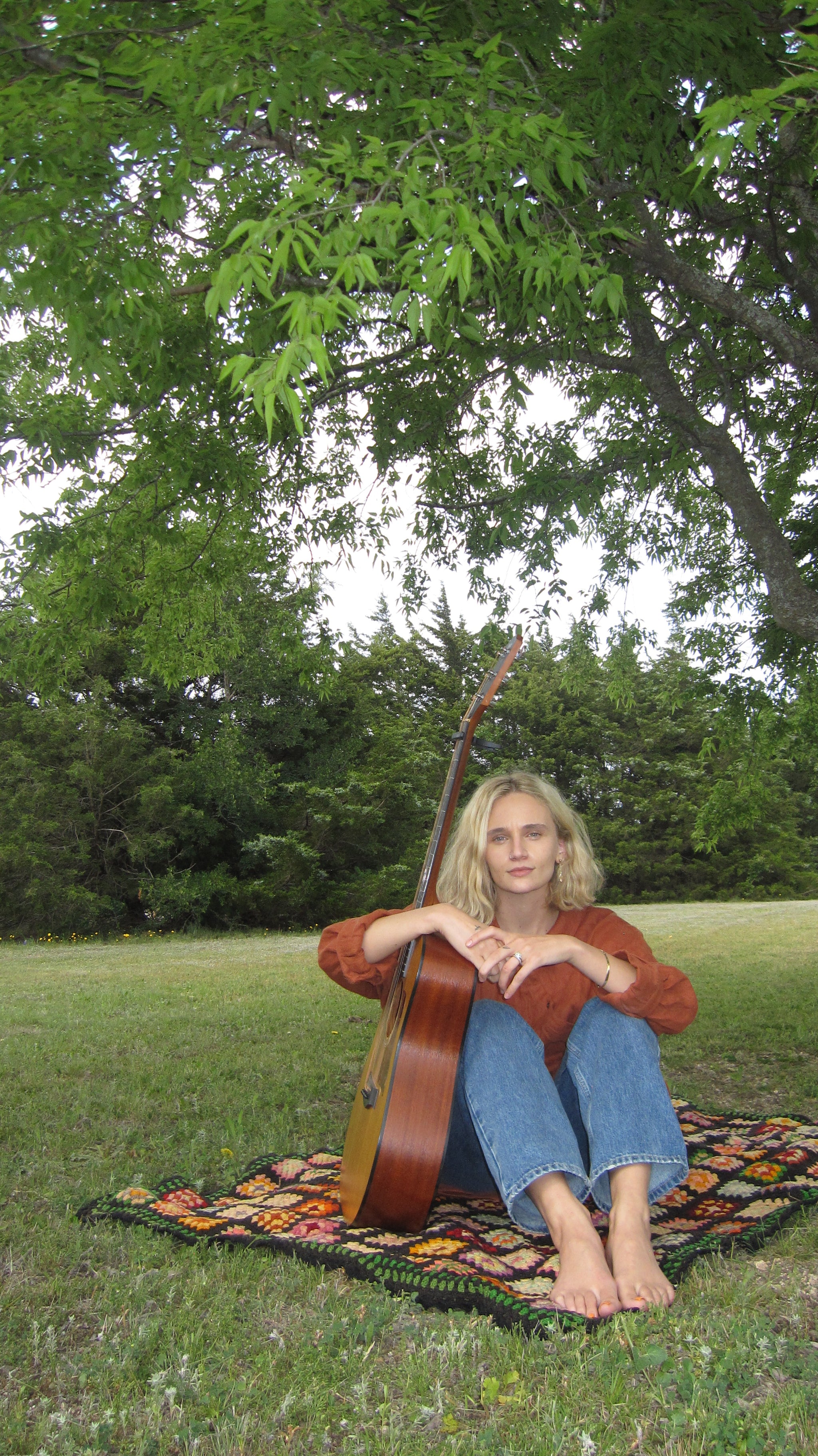 HOLLYN
